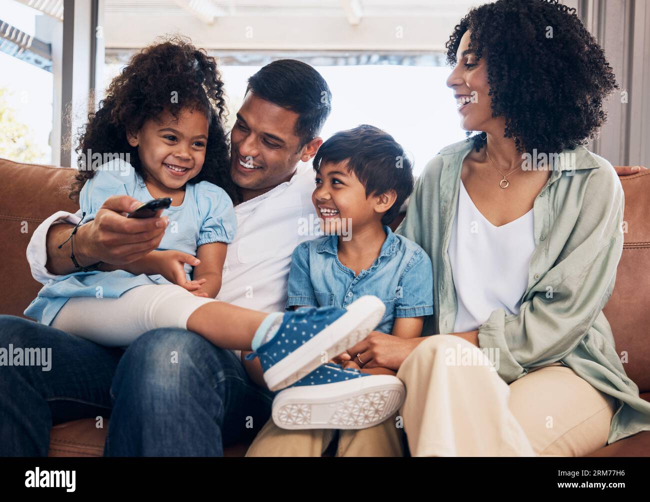 Kids tv show hi-res stock photography and images - Alamy