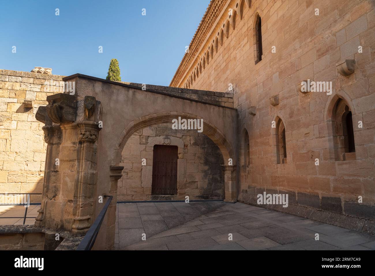 Monastery in poblet hi-res stock photography and images - Alamy