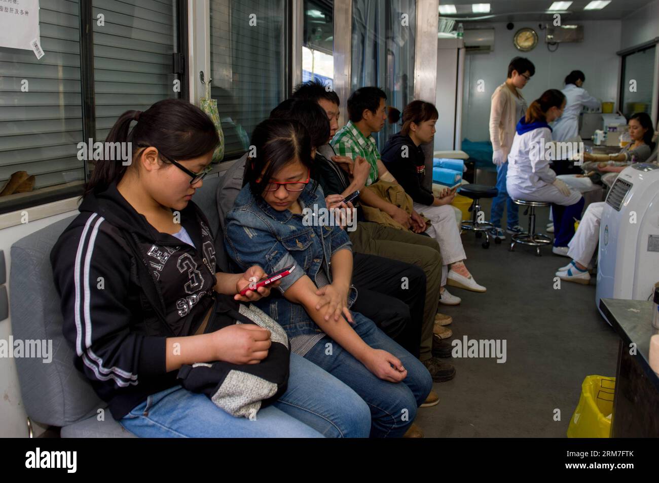 China yunnankmig railway hi-res stock photography and images - Alamy