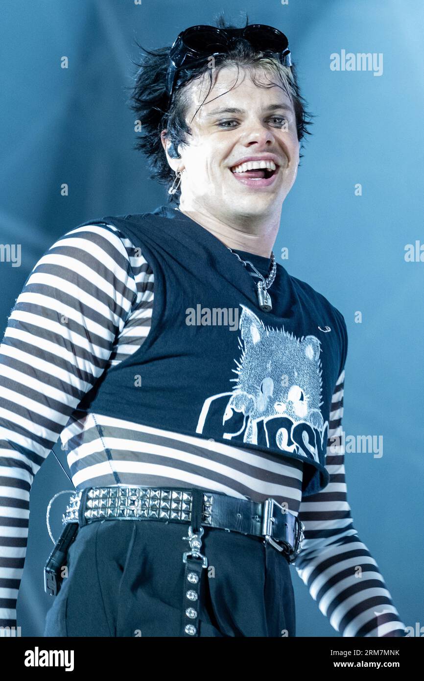 YUNGBLUD, stage name of Dominic Richard Harrison during his live ...