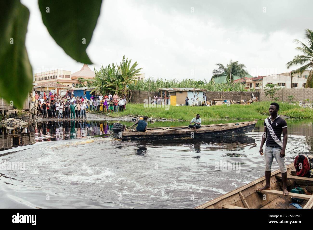 Nigeria lagos accident boat hi-res stock photography and images - Alamy