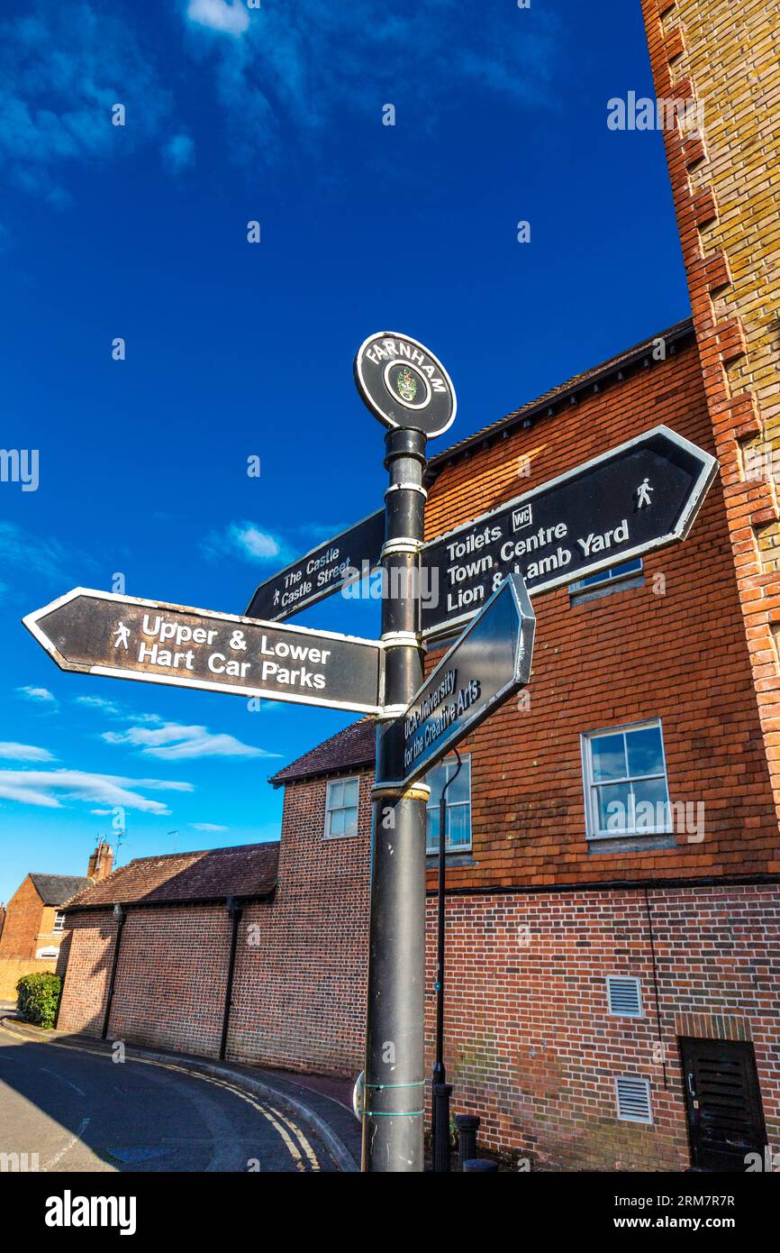 Tourist direction sign in Farnham, Surrey, England Stock Photo - Alamy