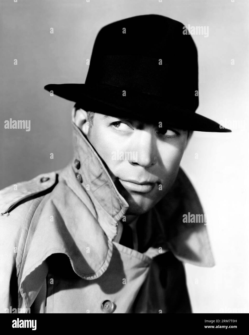 WARD BOND in PRISON BREAK (1938), directed by ARTHUR LUBIN. Credit ...