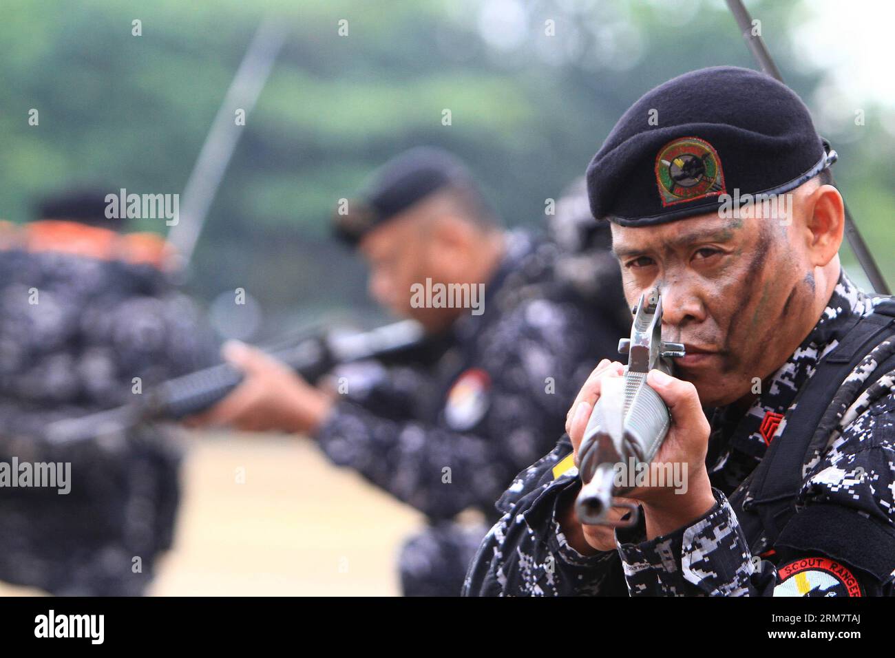 Scout rangers from the Armed Forces of the Philippines (AFP ...