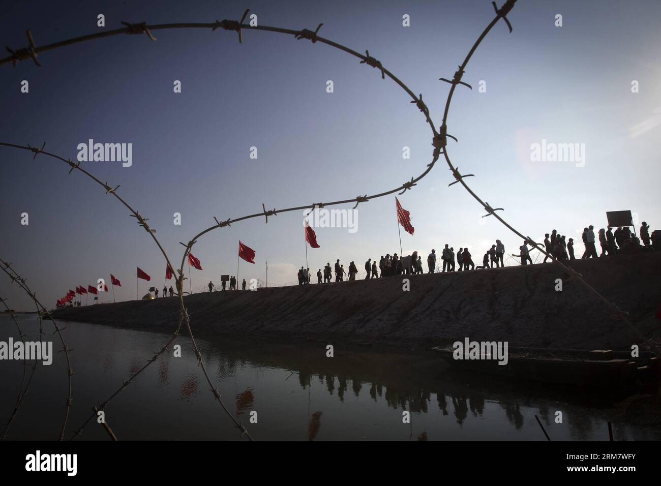 Iraqi soldiers 1980 hi-res stock photography and images - Alamy