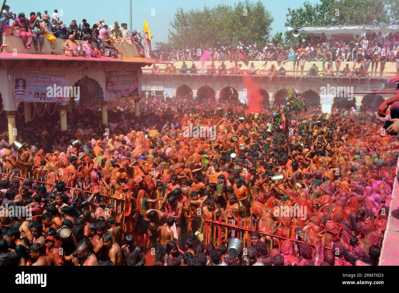 Tear the clothes hi-res stock photography and images - Alamy