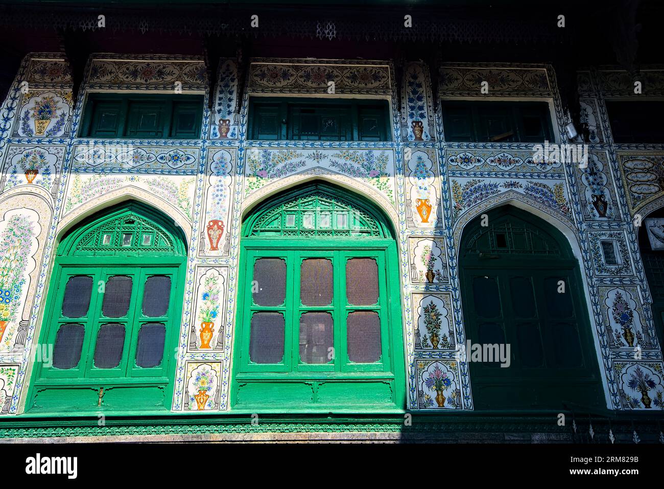 Exquisite art and architecture at the all wooden Khanqah-e-Moula (Shah ...
