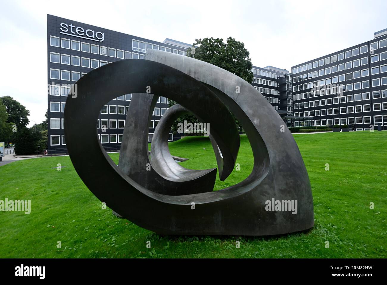 Essen, Germany. 27th Aug, 2023. View of the corporate headquarters of ...