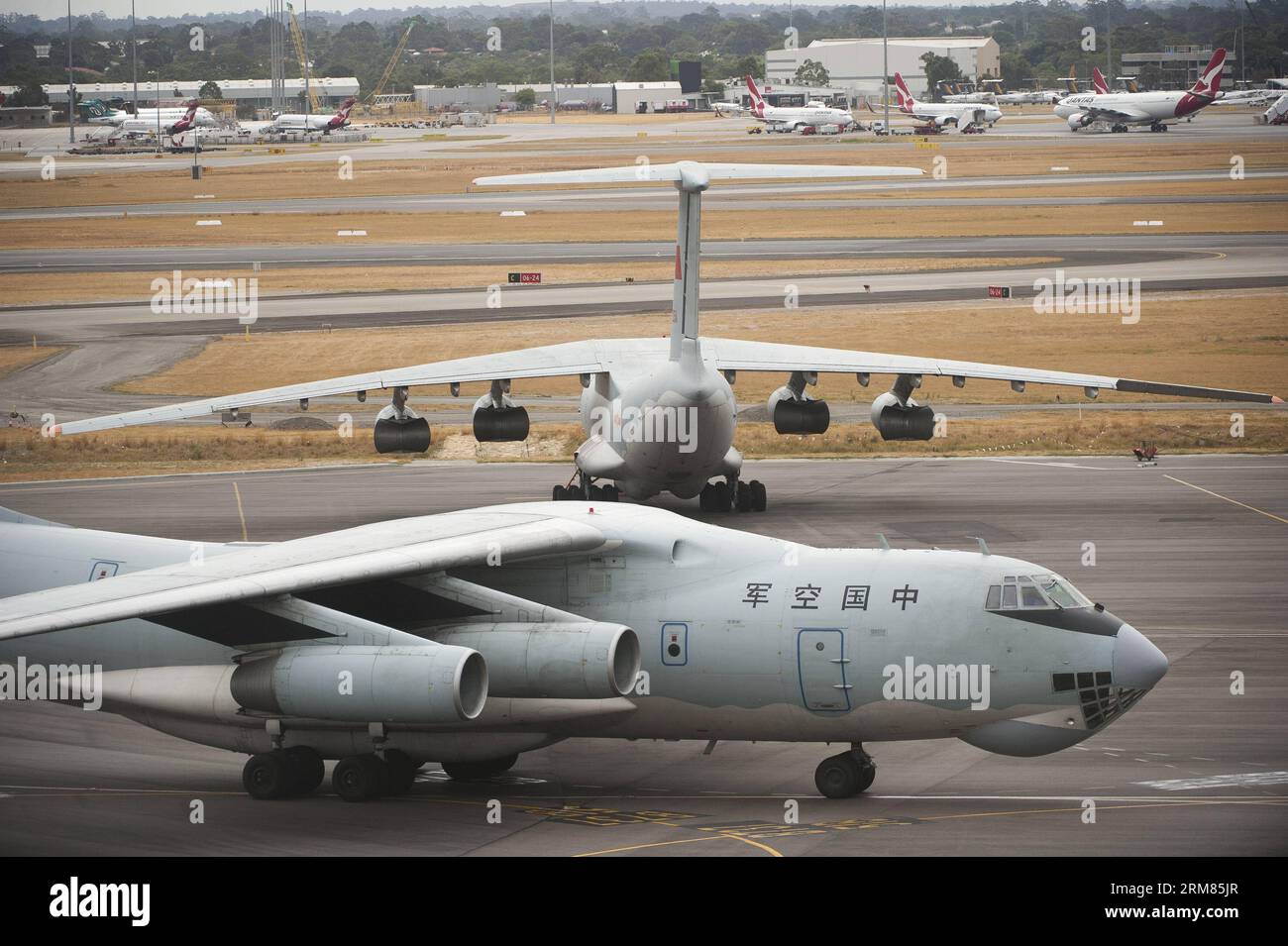 PERTH, A Chinese IL-76 aircraft returns to Perth International Airport ...