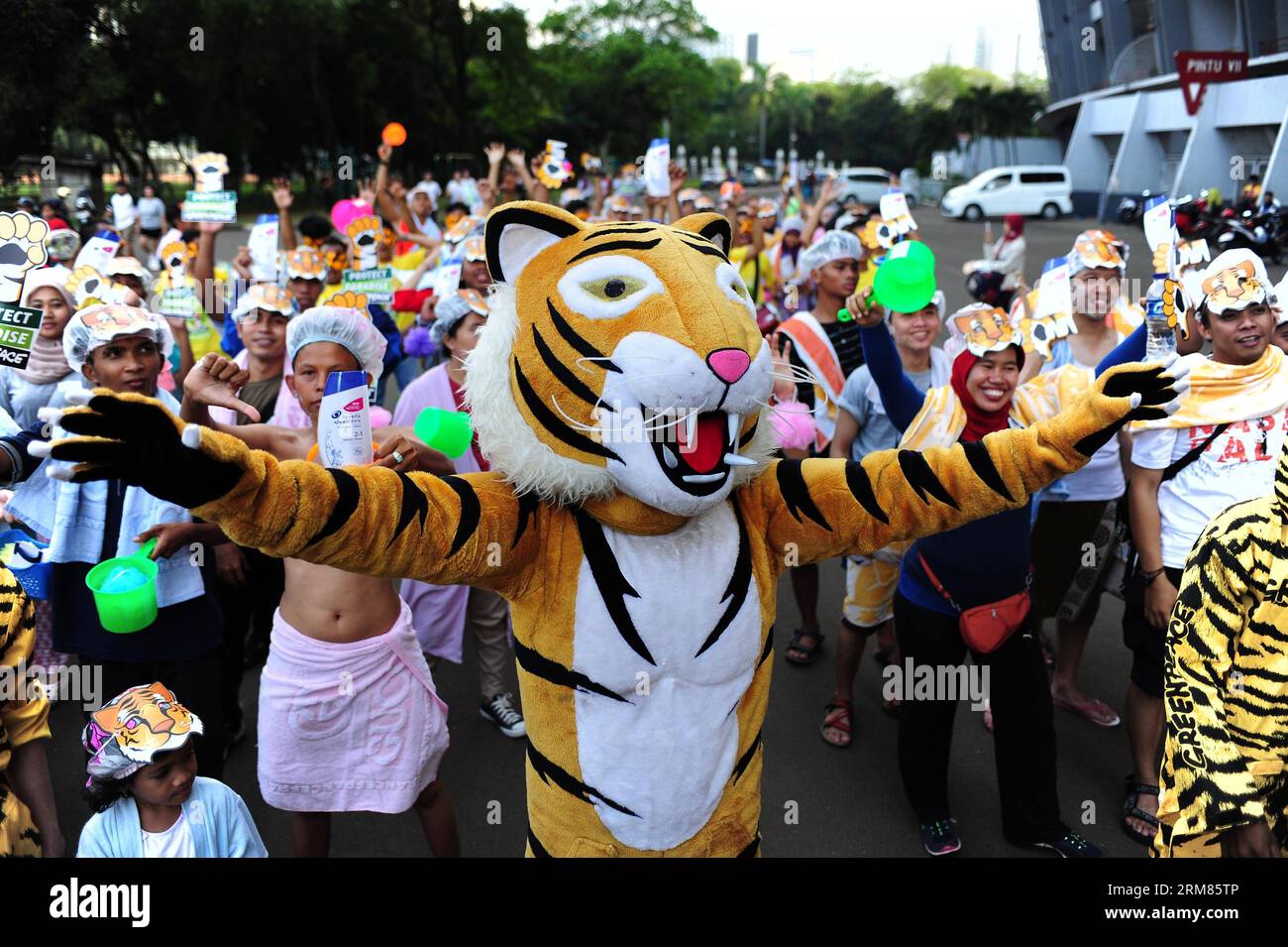 Deforestation protest jakarta hi-res stock photography and images - Alamy