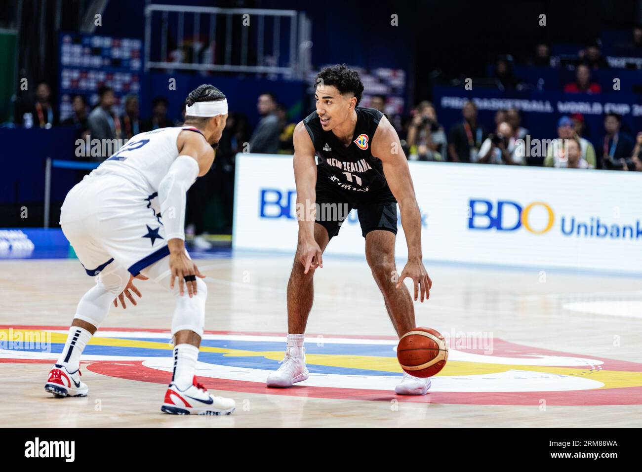 Manila, Philippines. 26th Aug, 2023. Josh Hart (L) and Flynn Cameron (R ...