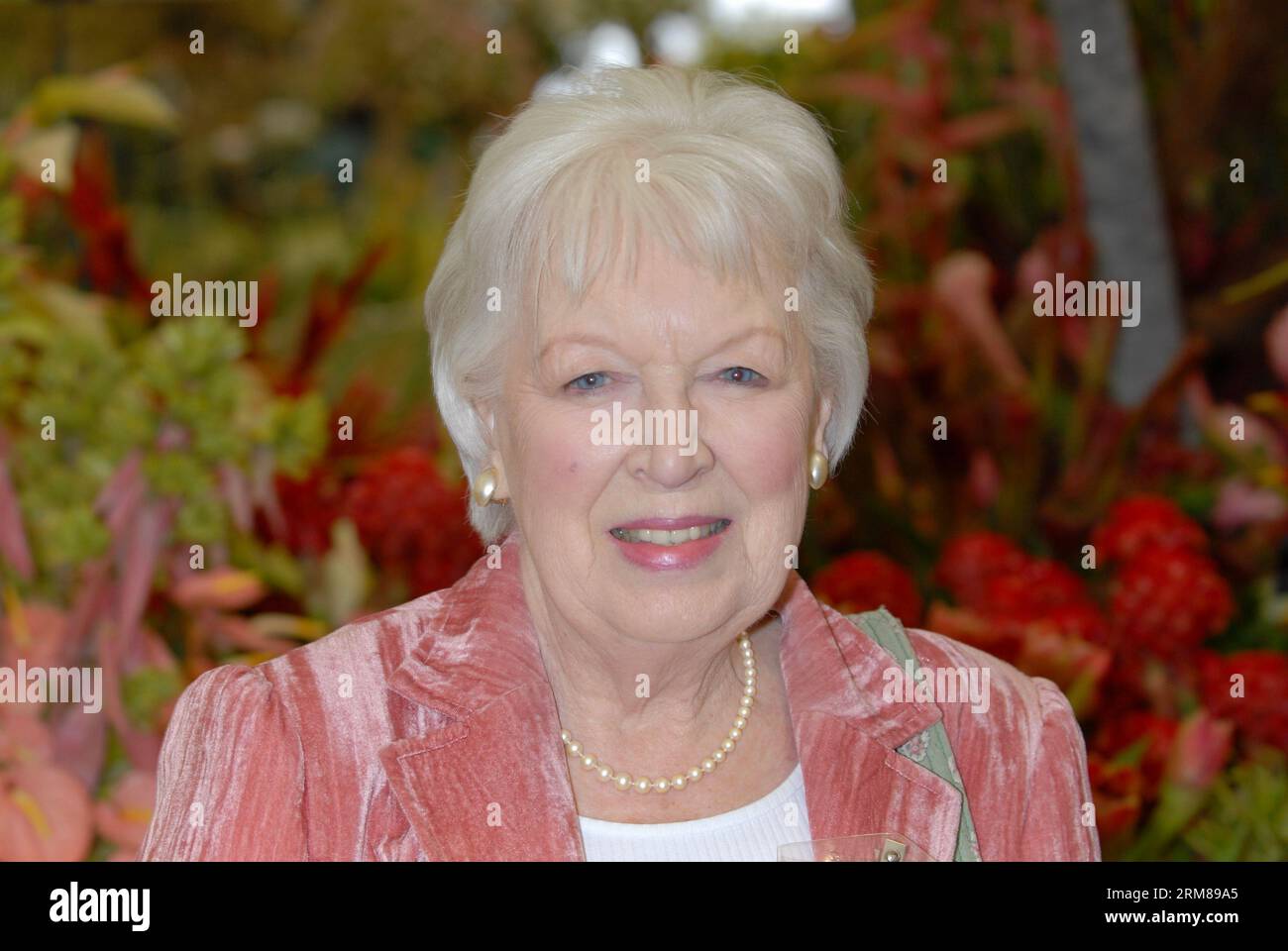 June Whitfield, RHS Chelsea Flower Show, Royal Hospital, London, UK ...