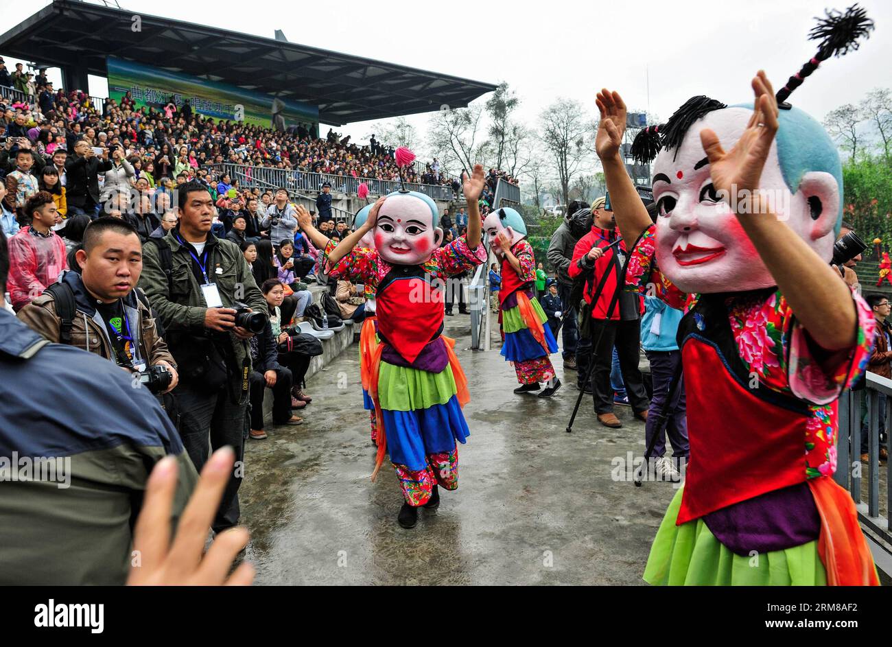 Conributions hi-res stock photography and images - Alamy