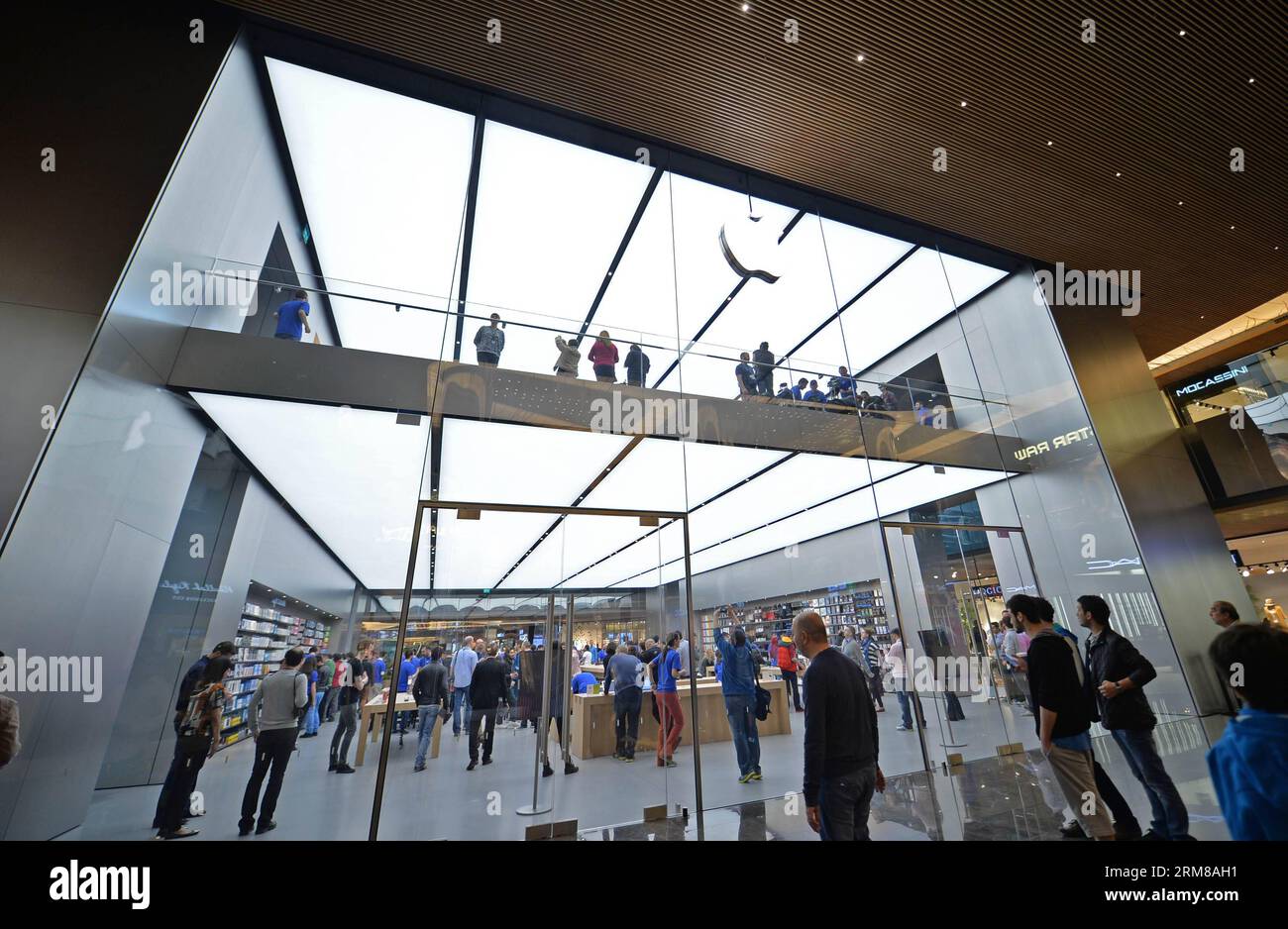 Zorlu center istanbul hi-res stock photography and images - Alamy