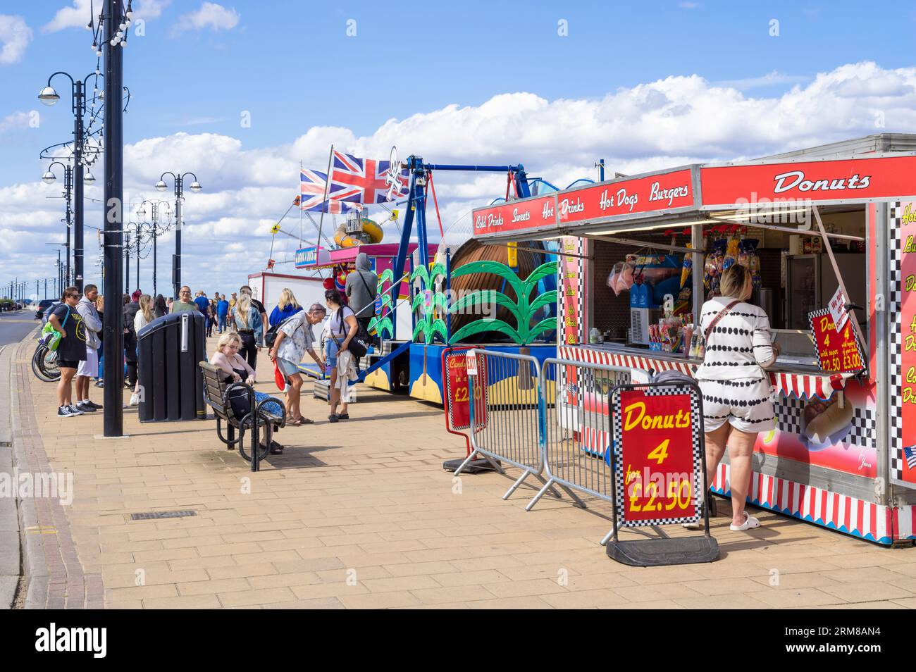 Funfair cleethorpes hi-res stock photography and images - Alamy