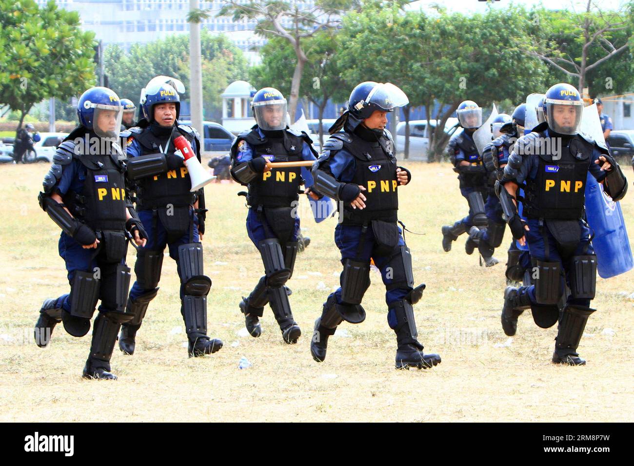 Philippine national police pnp members hi-res stock photography and ...