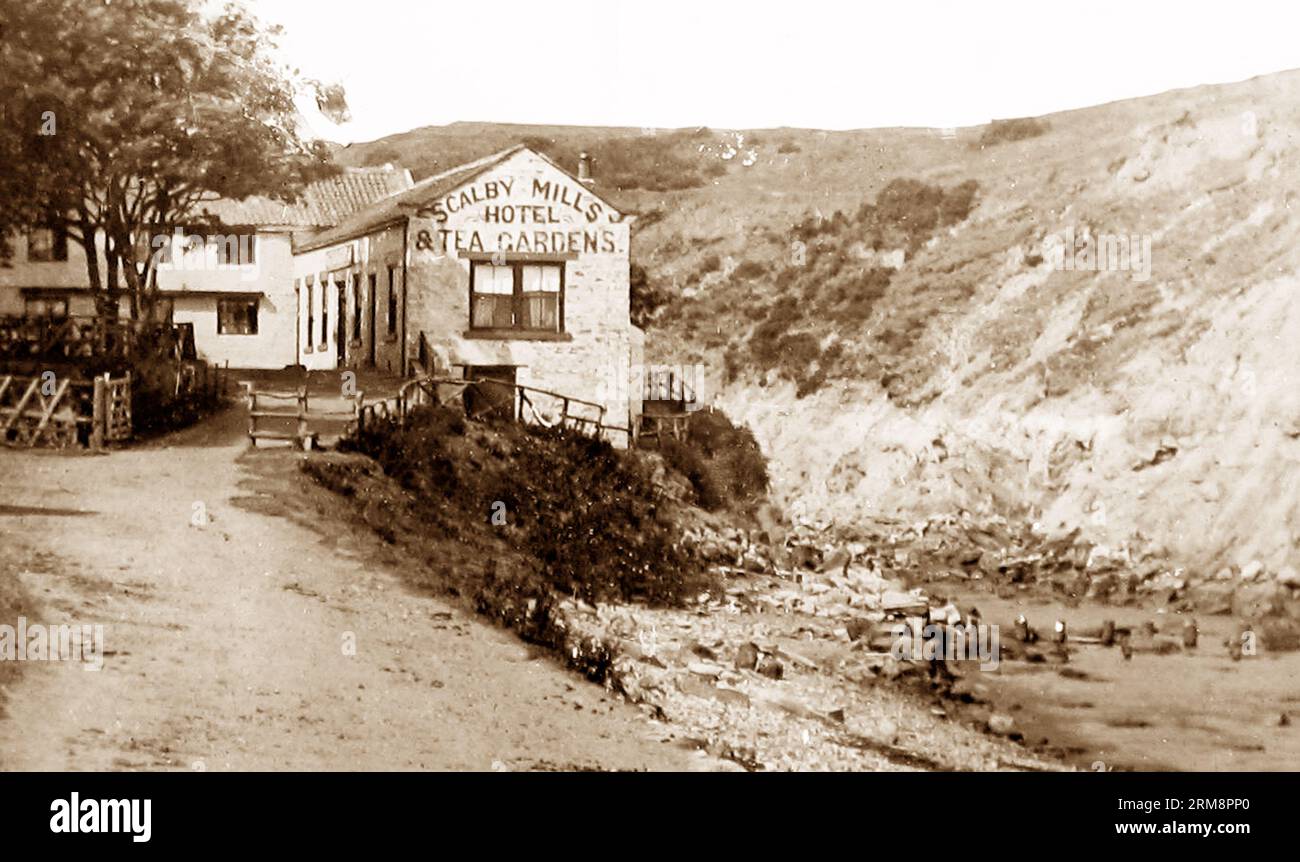 Scalby Mills Hotel, Scarborough, early 1900s Stock Photo - Alamy