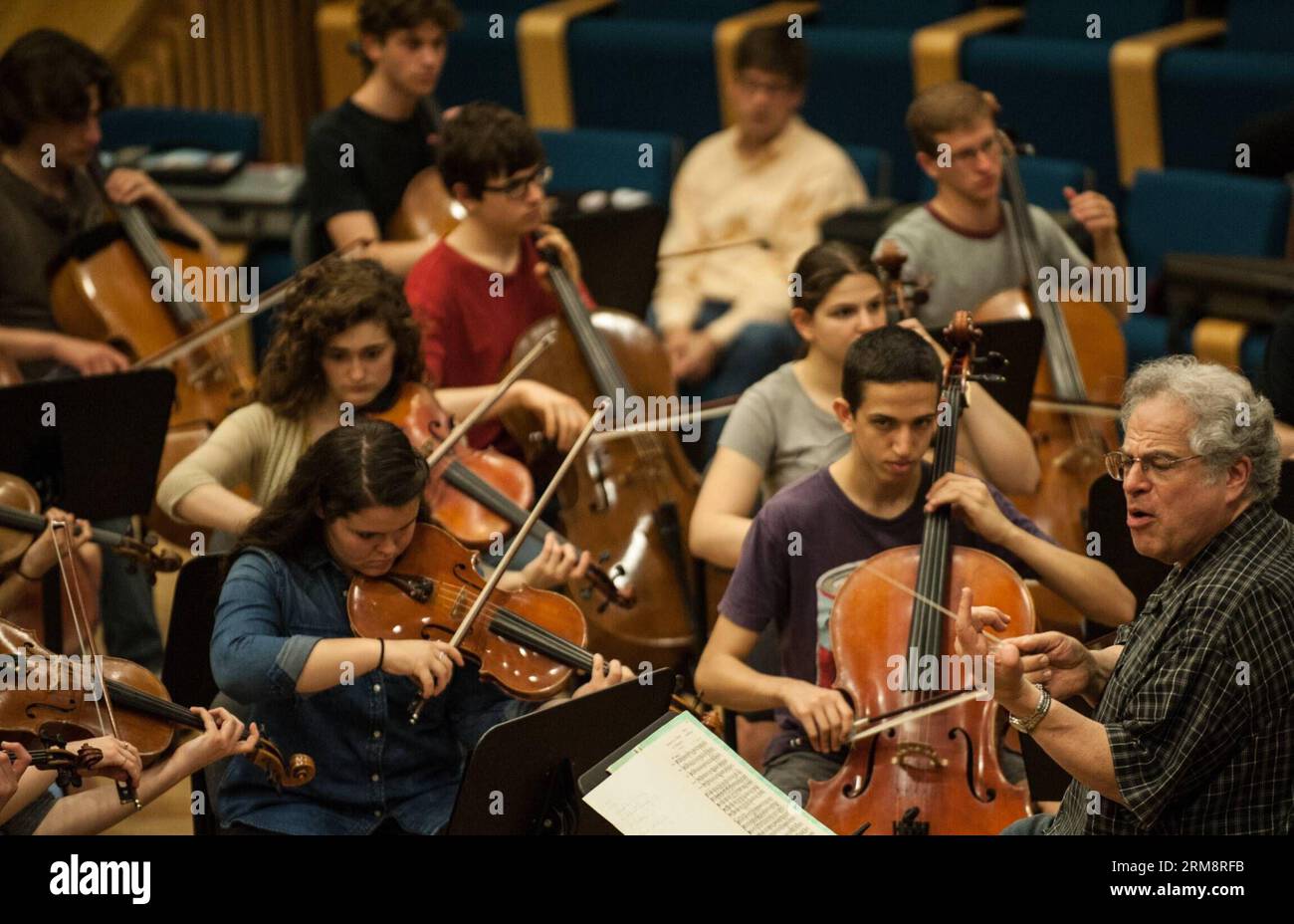 Perlman pmp rehearsal hi-res stock photography and images - Alamy