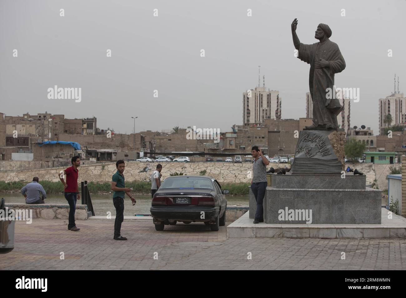 Al mutanabbi hi-res stock photography and images - Alamy