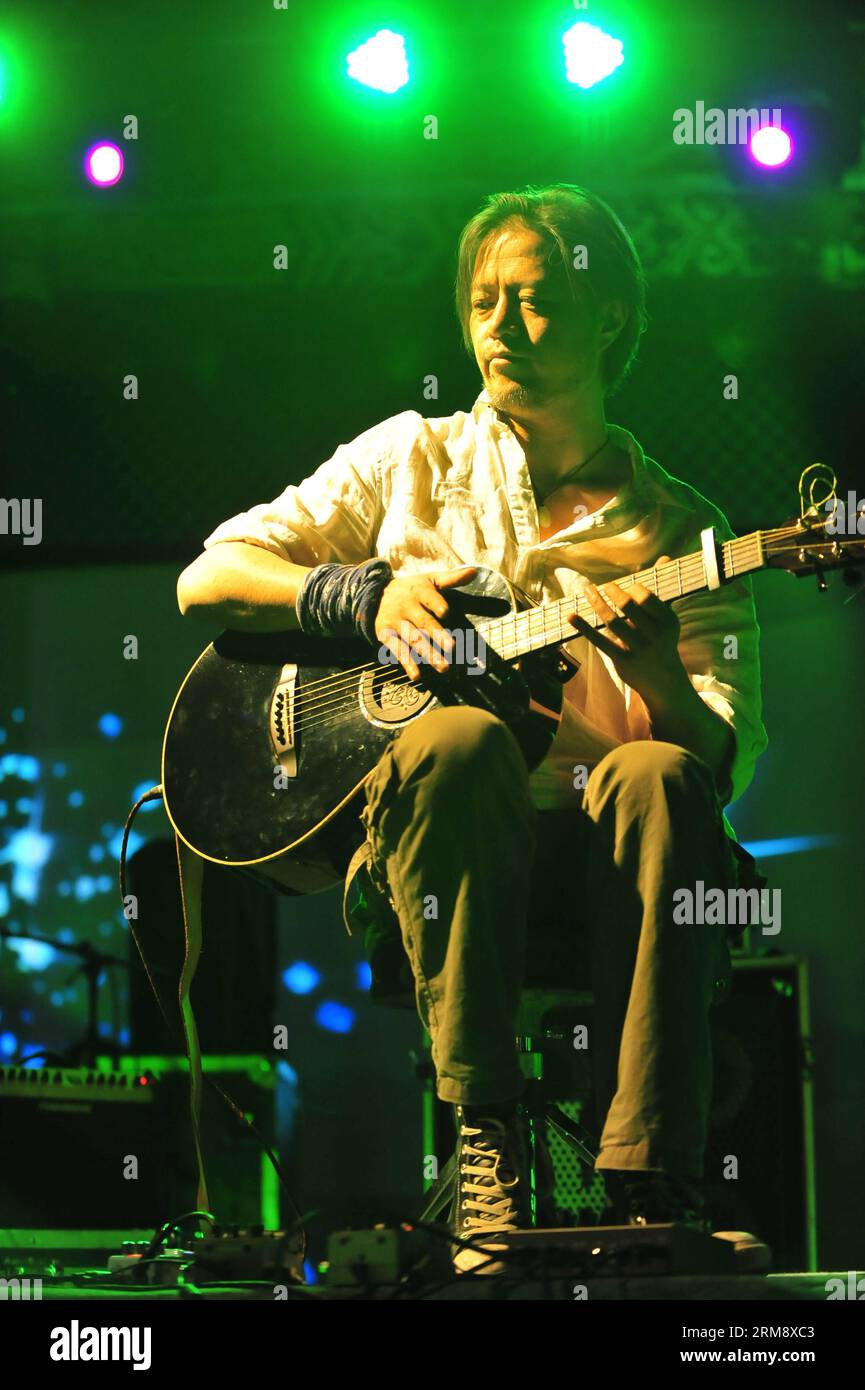 China yunnanlijig coart hi-res stock photography and images - Alamy