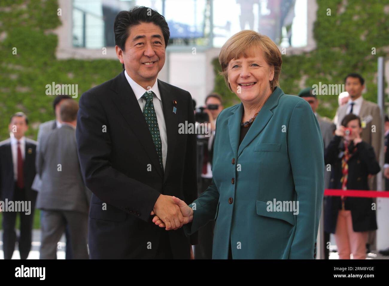 Germany berlin japan visit pm hi-res stock photography and images - Alamy