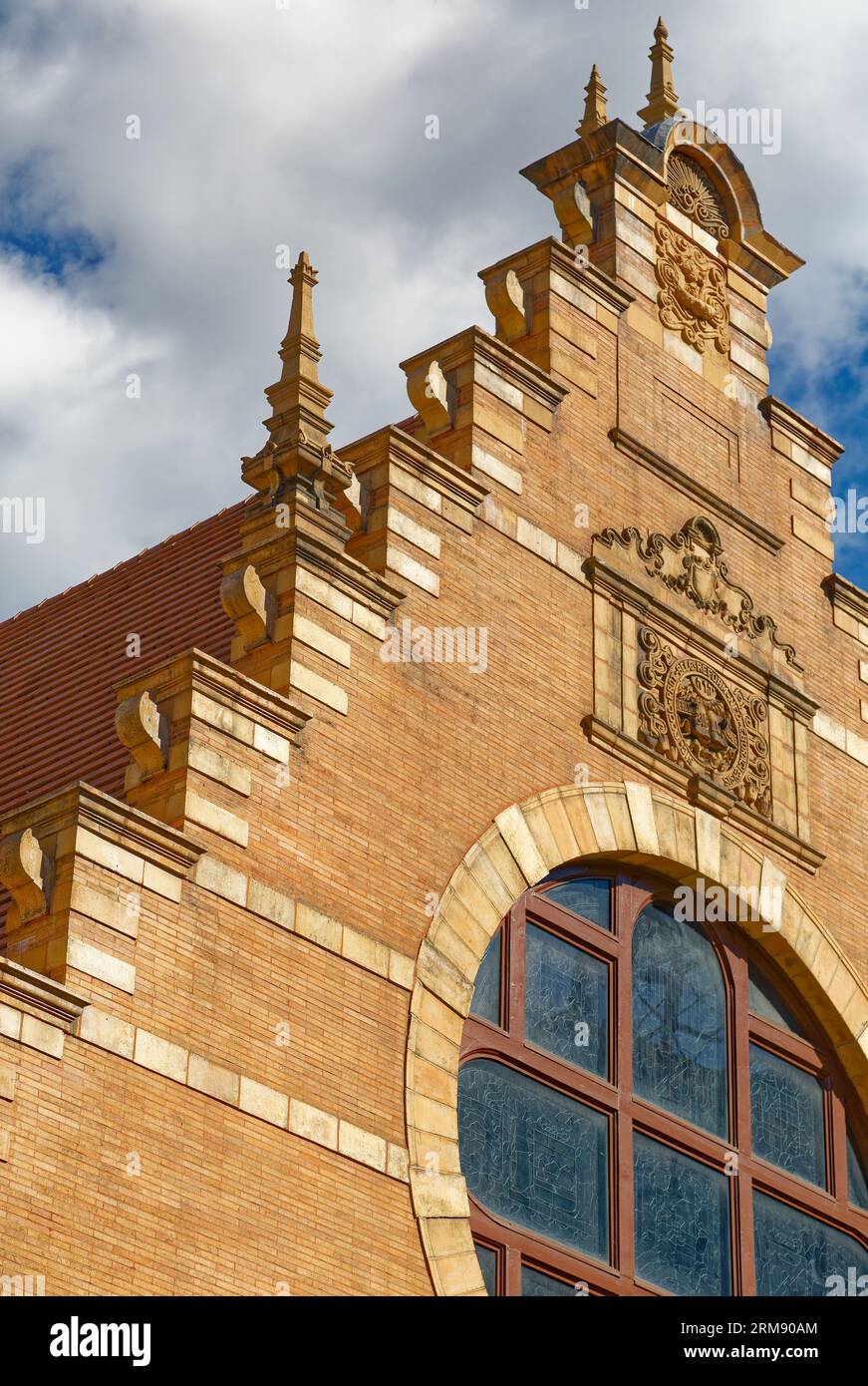Flemish renaissance architecture hi-res stock photography and images ...