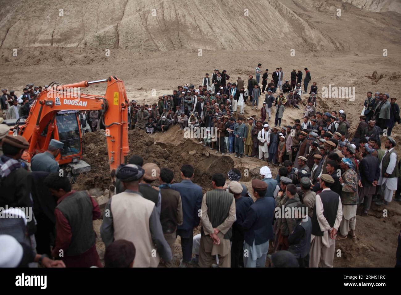 Massive katastrophe hi-res stock photography and images - Alamy