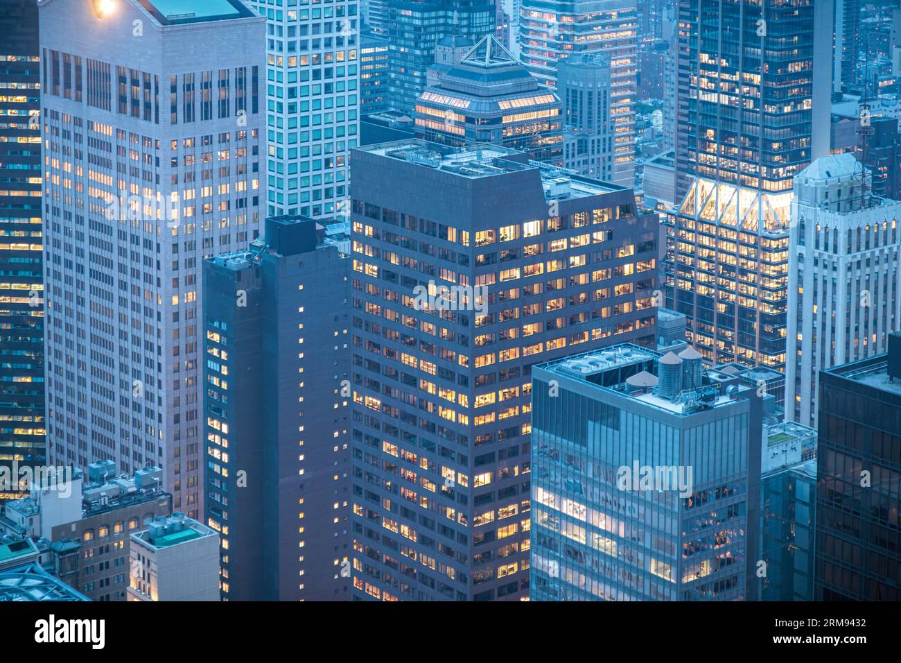 Aerial midtown manhattan hi-res stock photography and images - Alamy