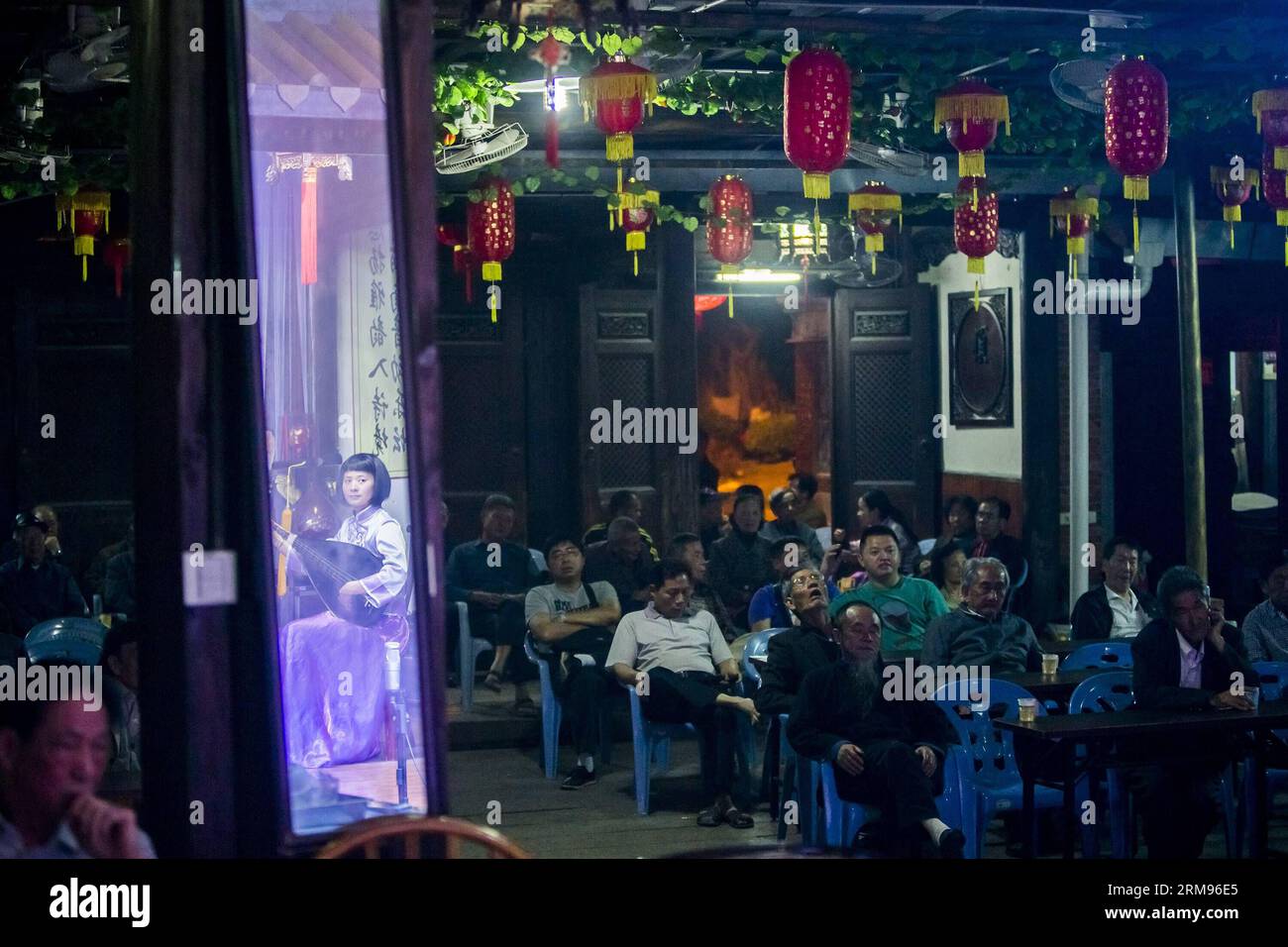 Non dialect hi-res stock photography and images - Alamy