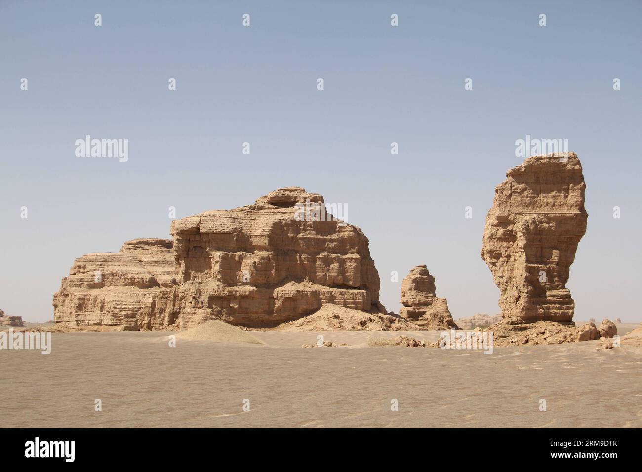 Yardang landforms hi-res stock photography and images - Alamy