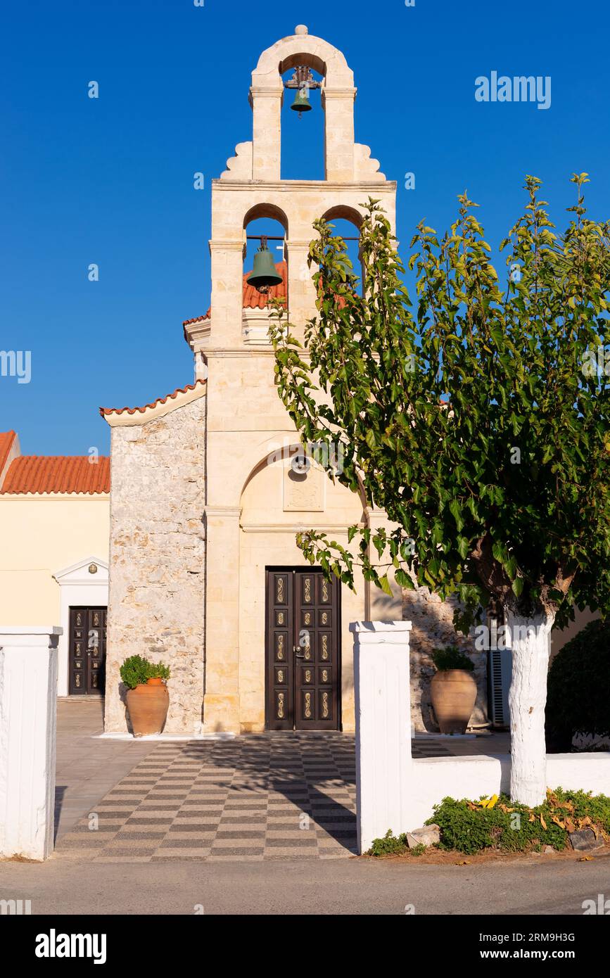 Castle of milopotamos hi-res stock photography and images - Alamy