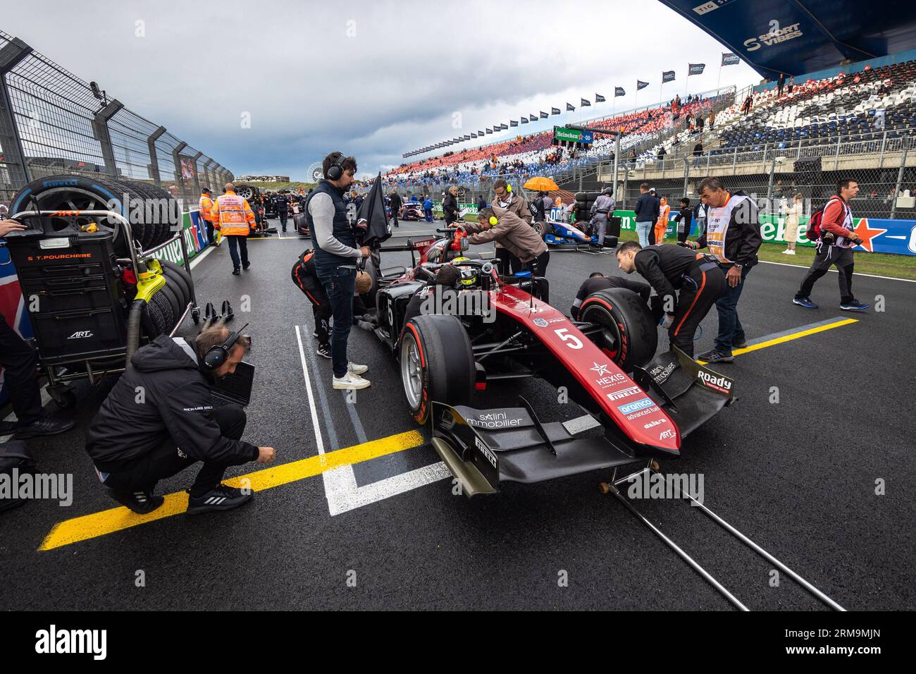 POURCHAIRE Theo (fra), ART Grand Prix, Dallara F2, portrait, starting ...