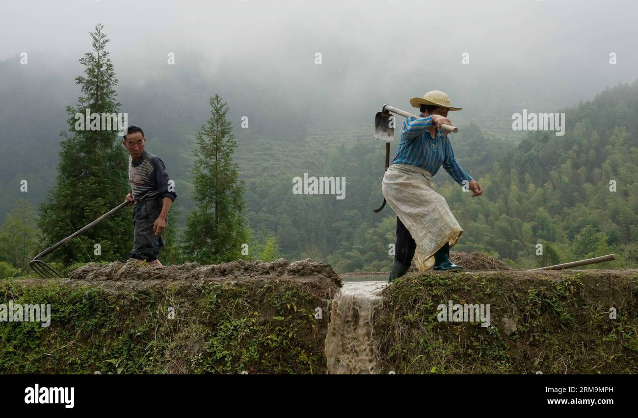 Group farmingcn hi-res stock photography and images - Alamy