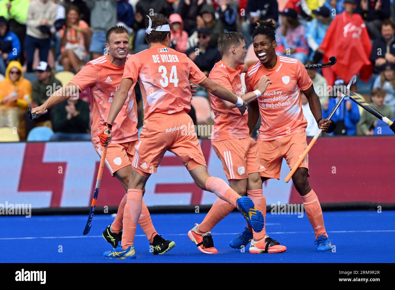 Netherlands players celebrate the 1:0 during the men's field hockey ...