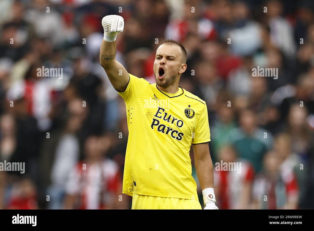 ROTTERDAM - Feyenoord goalkeeper Timon Wellenreuther during the Dutch ...