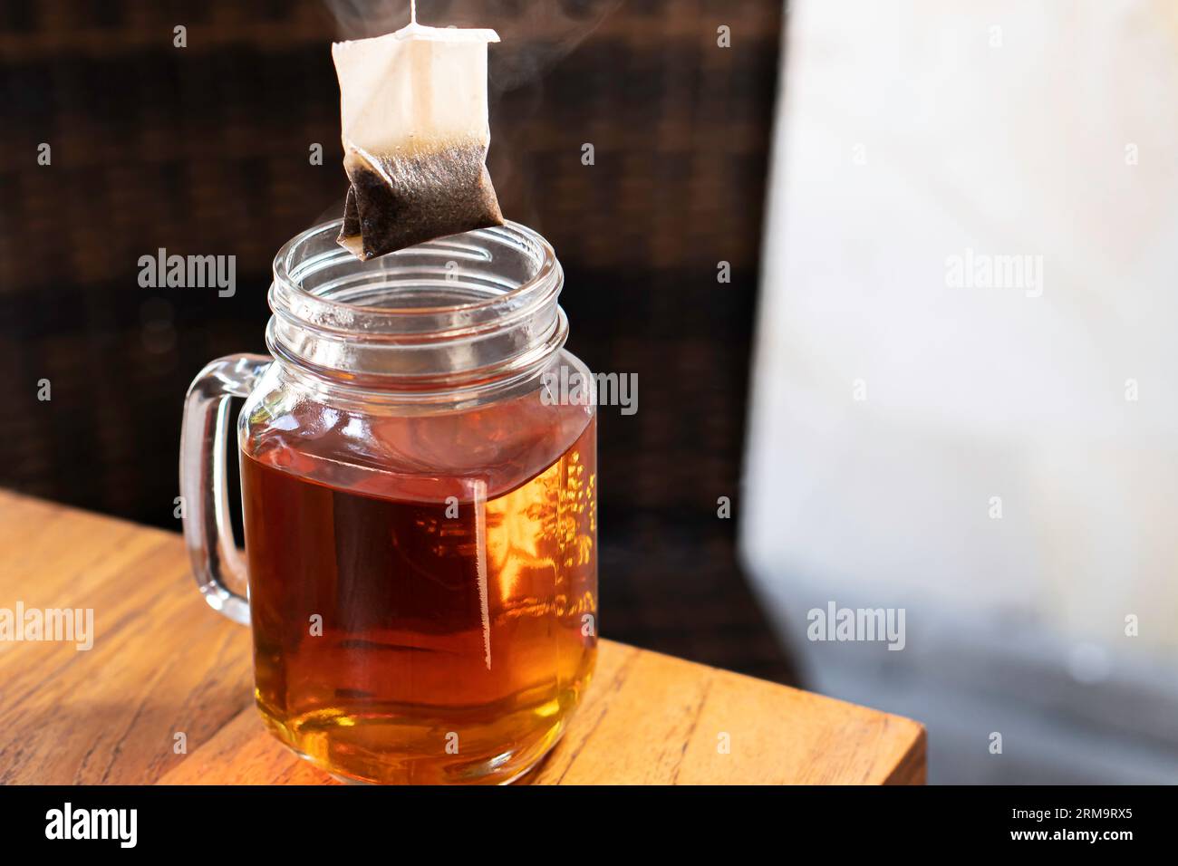 making hot tea at home Stock Photo - Alamy