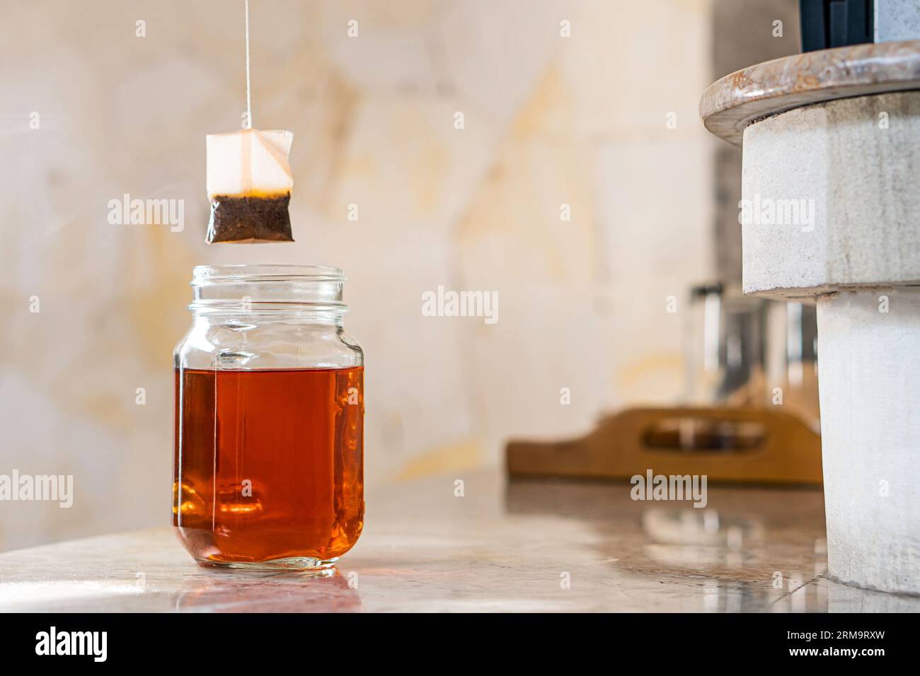 making hot tea at home Stock Photo - Alamy
