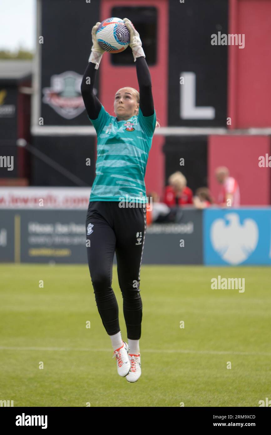 Lewes, UK. 27th Aug, 2023. Kayla Rendell (1 Southampton) warming up ...