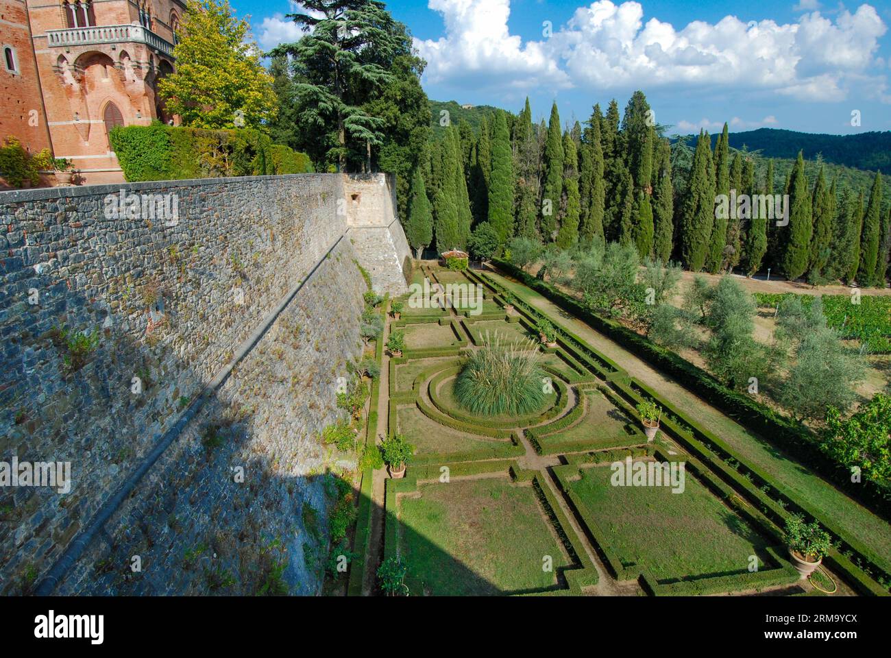 Castello di Brolio. View from the castle over the castle garden in ...