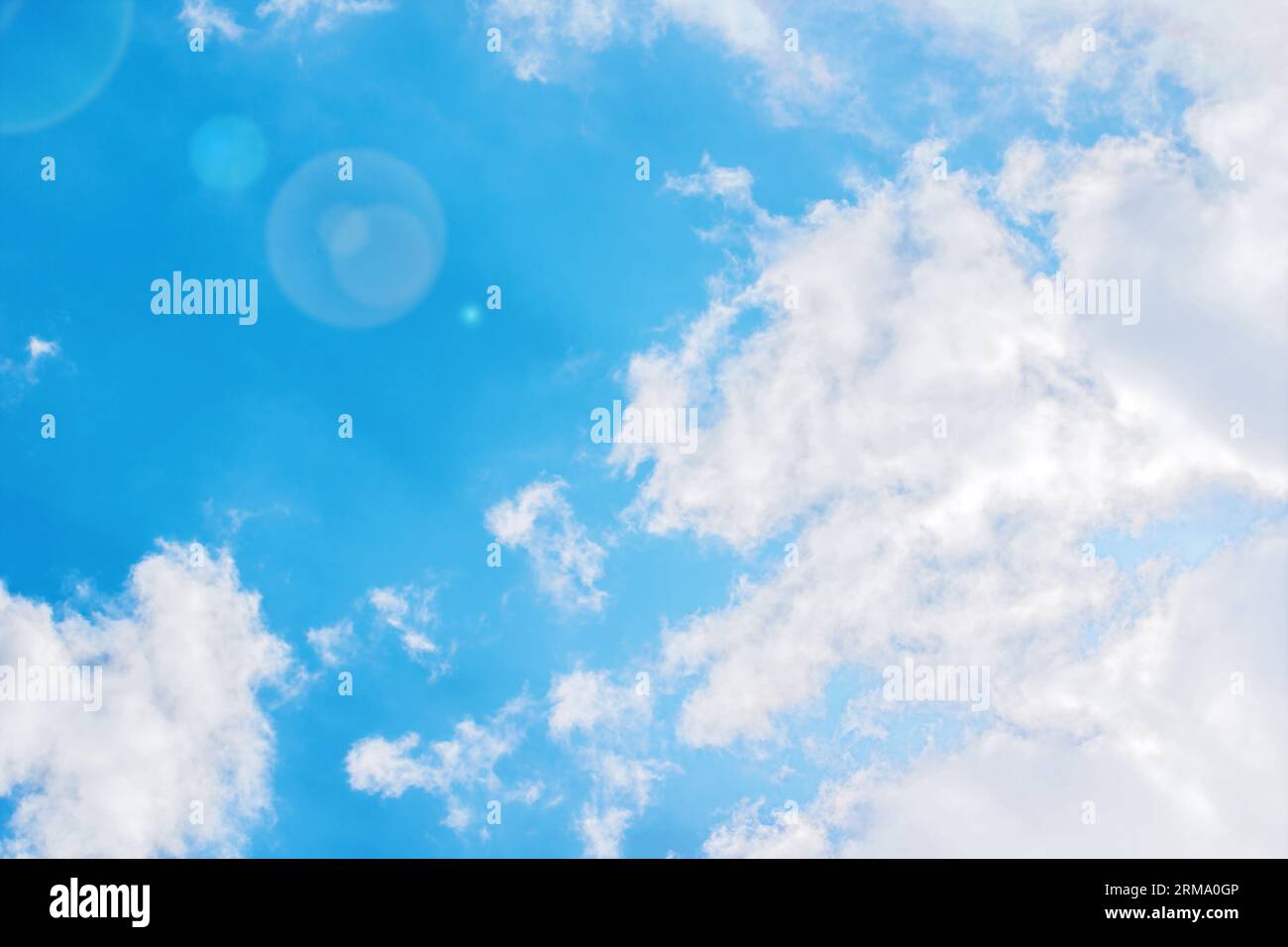 Beautiful cloudscape skies backdrop. Sunny cloudy heaven pattern Stock ...