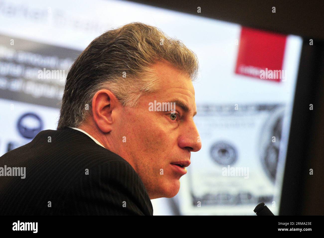 Singtel group hi-res stock photography and images - Alamy