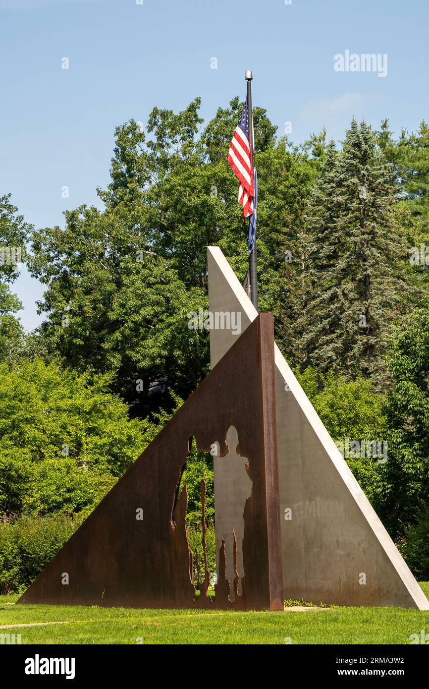 Vietnam War memorial in capitol park Augusta Maine Stock Photo - Alamy