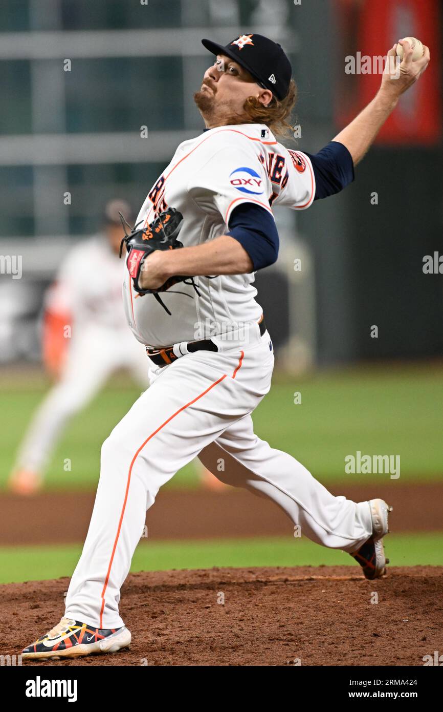 Houston Astros relief pitcher Ryne Stanek (45)d in the eighth inning of ...
