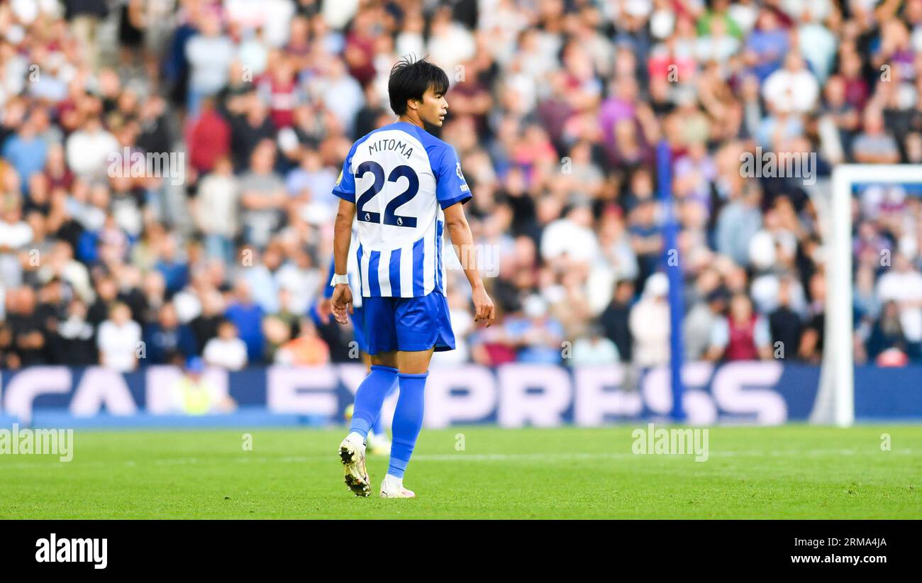 Kaoru Mitoma of Brighton during the Premier League match between ...