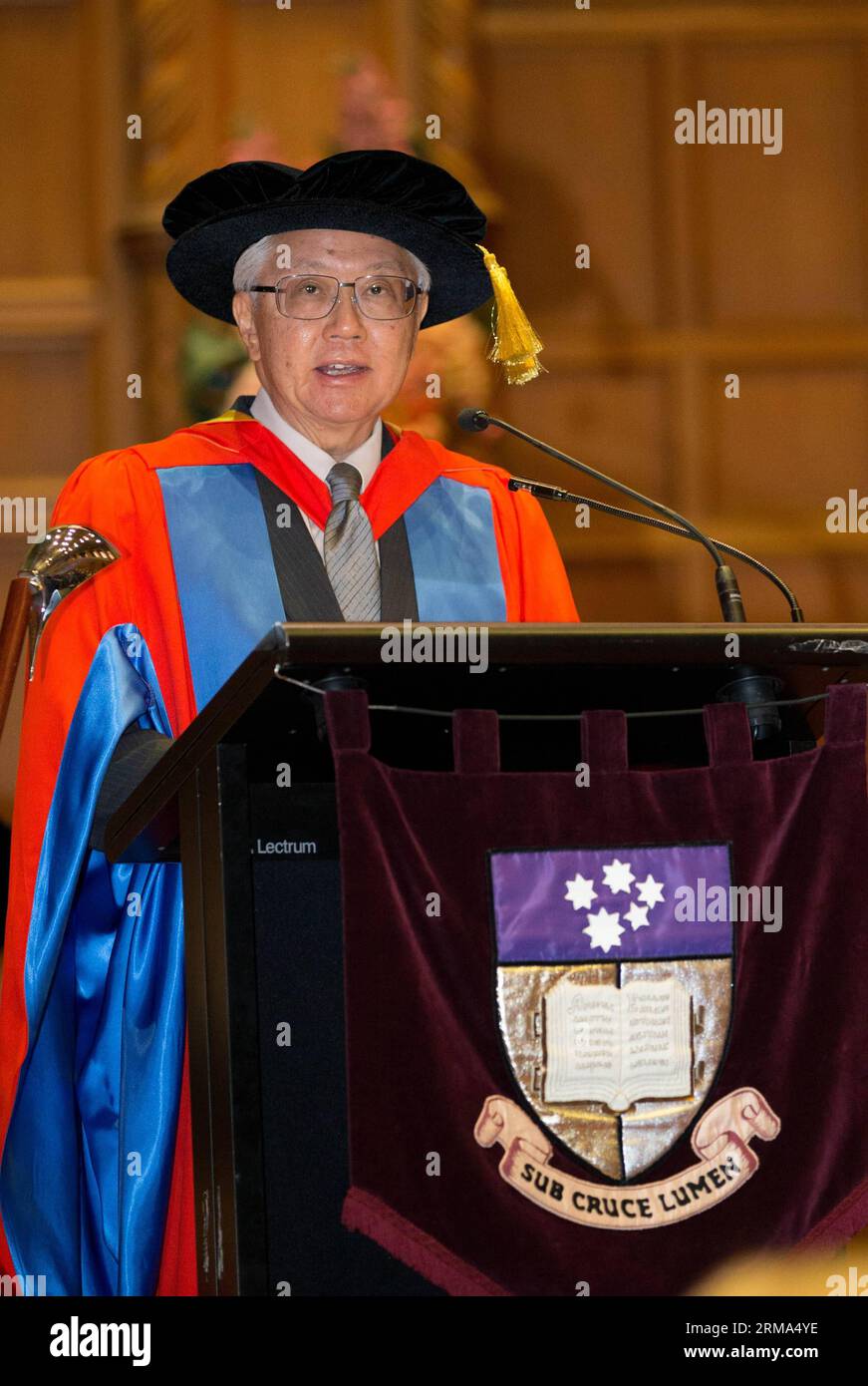 Highest honour hi-res stock photography and images - Alamy