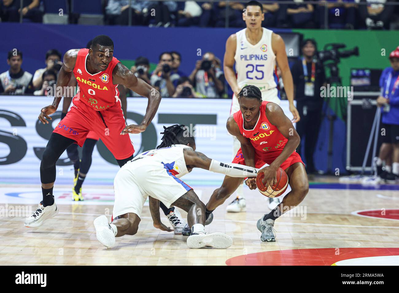 Manila, Philippines. 27th Aug, 2023. Dimitri Maconda (R) of Angola ...