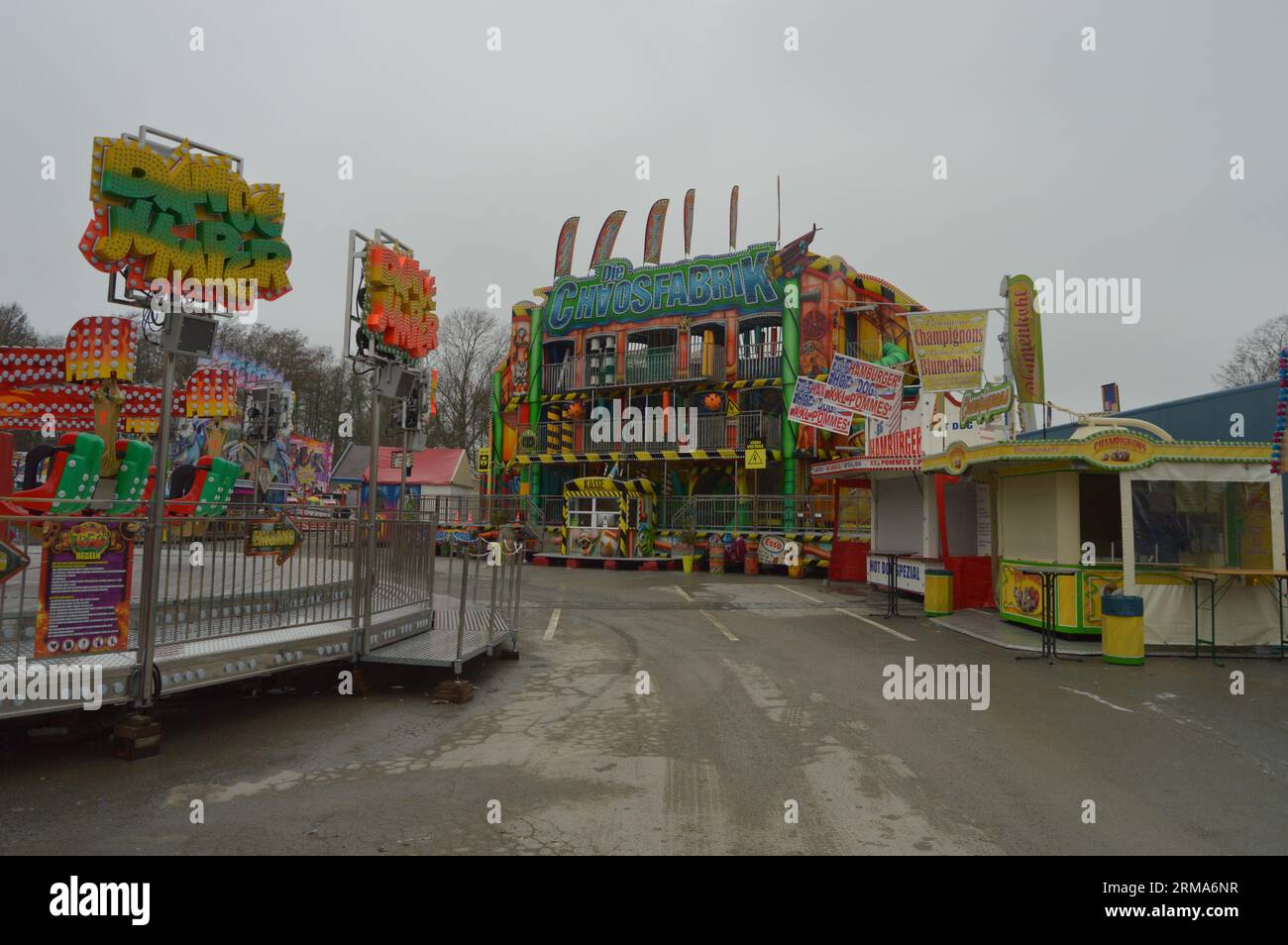 Dance jumper and the chaosfabrik rides at the fair in Lemgo, Germany ...