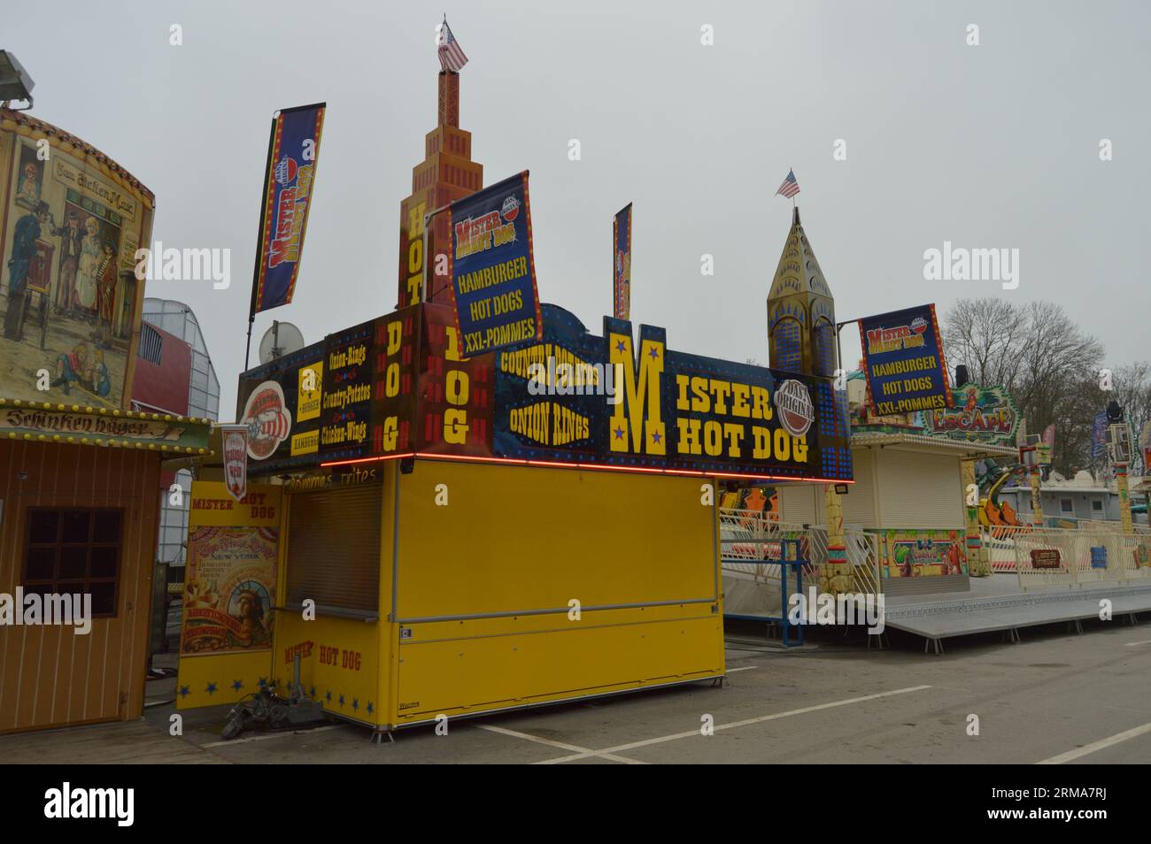 Hot dog logo in hi-res stock photography and images - Alamy