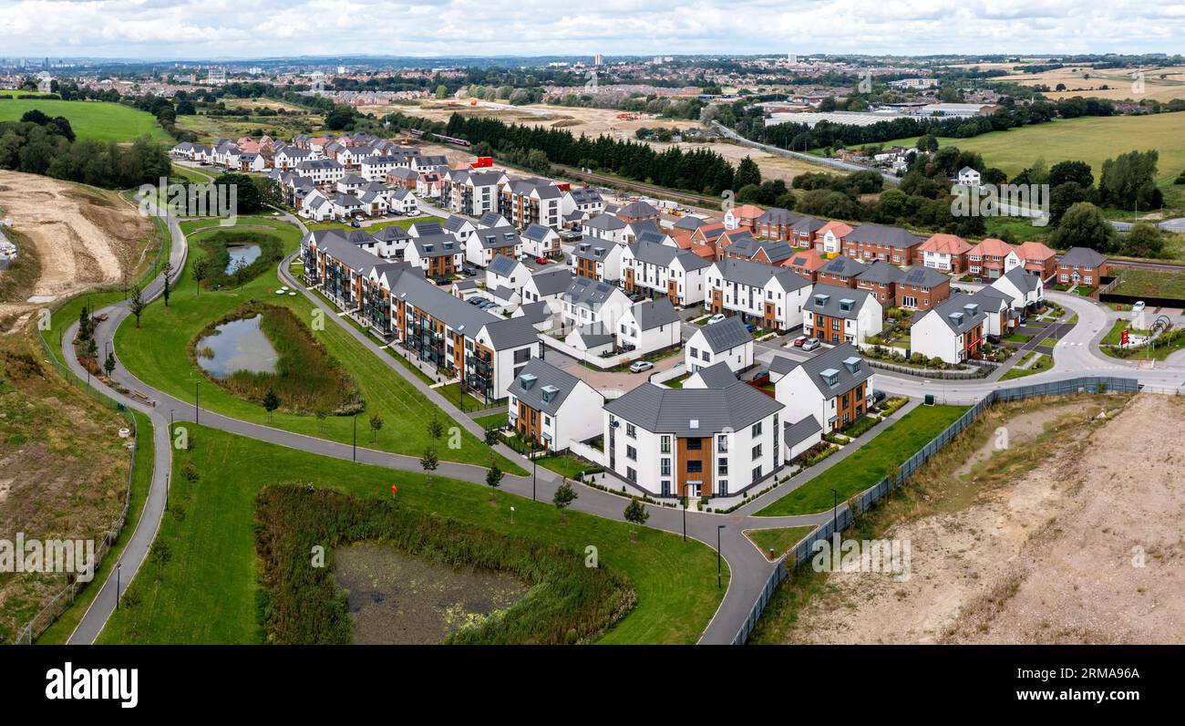 Modern housing england street community hi-res stock photography and ...