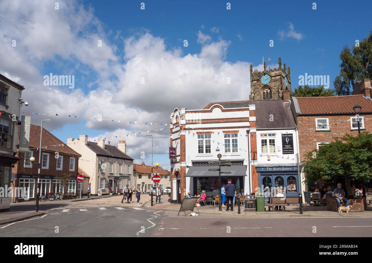 Tower place east hi-res stock photography and images - Alamy